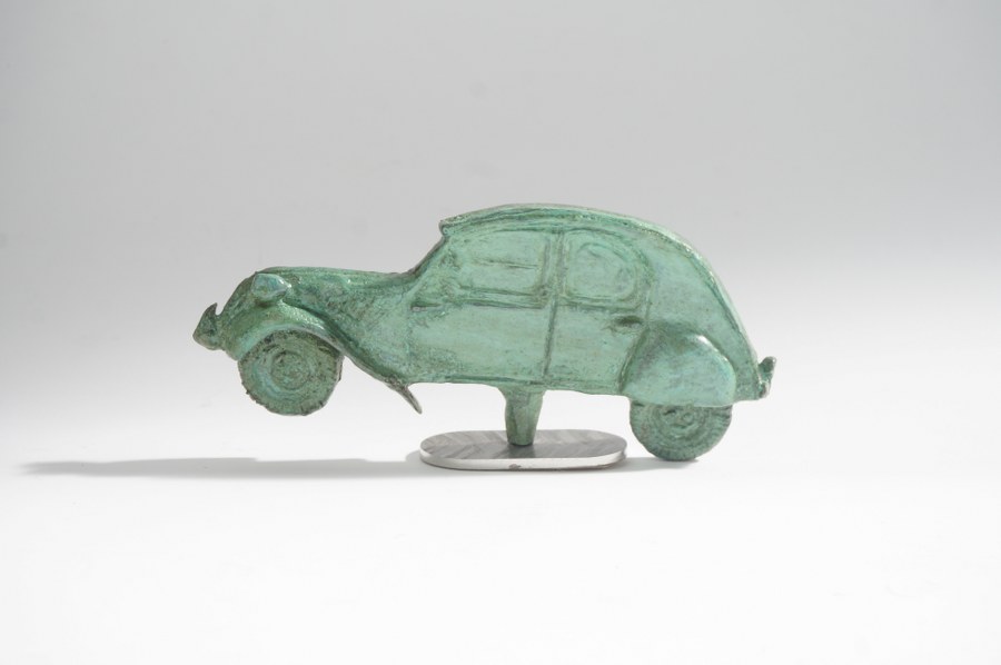 Georges Laurent (1940). Profil de 2CV. 2016. Epreuve en bronze à patine ...
